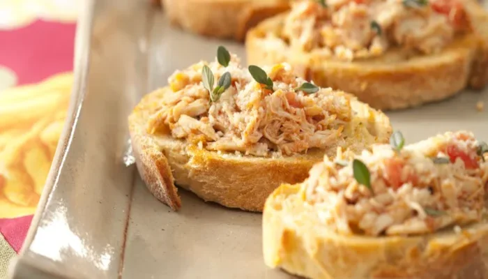 Torrada Tradicional Com Frango Picante