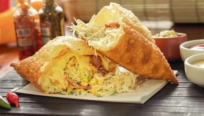 Pastel de Frango Fácil de Fazer para a Família - Receitas Sem Segredos