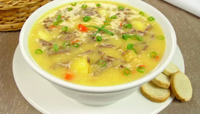 6 caldos para jantar e se esquentar no friozinho - Receitas Sem Segredos